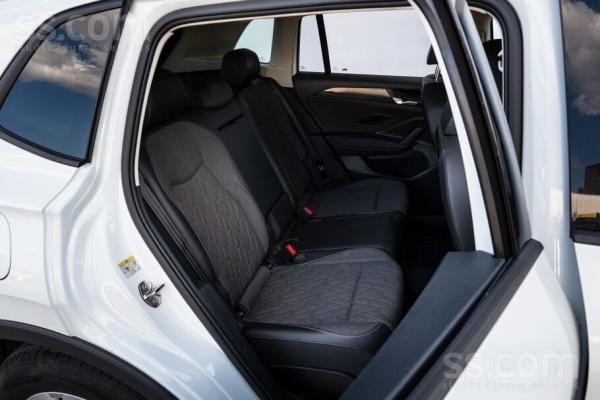 Balts Volkswagen Tiguan 2024 Rīga, ar dzinēja tilpumu 1.50 L un nobraukumu 29 tūkst. km par 31500 €, foto 7 vietnē AUTOMOTO.COM.LV