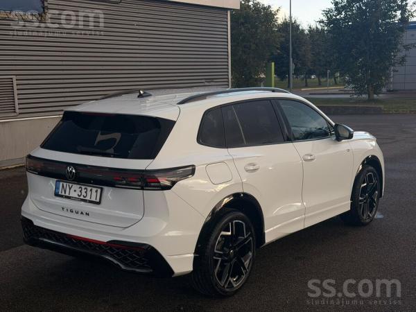Balts Volkswagen Tiguan 2024 Rīga, ar dzinēja tilpumu 1.50 L un nobraukumu 25 tūkst. km par 37900 €, foto 8 vietnē AUTOMOTO.COM.LV
