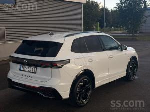 Balts Volkswagen Tiguan 2024 Rīga, ar dzinēja tilpumu 1.50 L un nobraukumu 25 tūkst. km par 37900 €, foto 9 vietnē AUTOMOTO.COM.LV