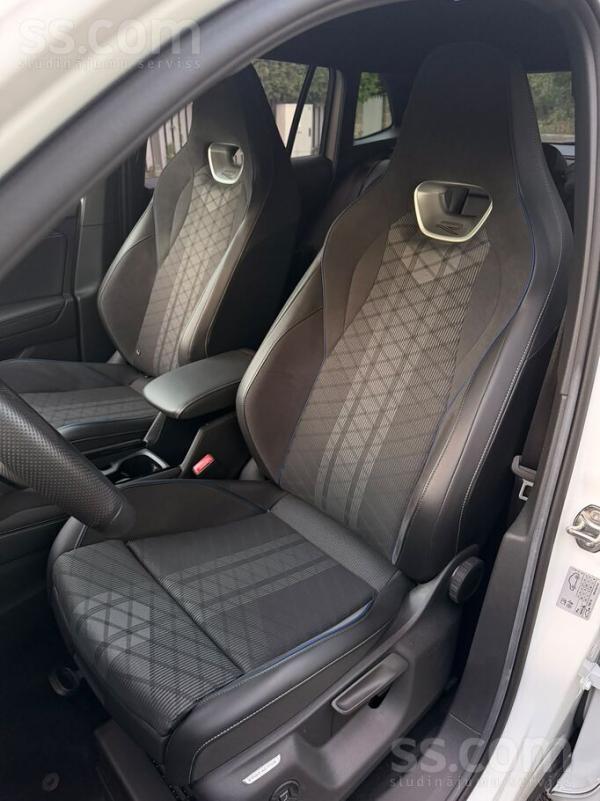 Balts Volkswagen Tiguan 2024 Rīga, ar dzinēja tilpumu 1.50 L un nobraukumu 25 tūkst. km par 37900 €, foto 9 vietnē AUTOMOTO.COM.LV