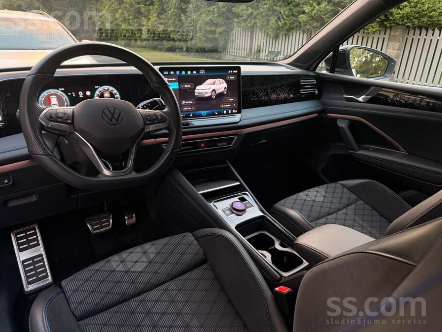 Balts Volkswagen Tiguan 2024 Rīga, ar dzinēja tilpumu 1.50 L un nobraukumu 25 tūkst. km par 37900 €, foto 12 vietnē AUTOMOTO.COM.LV