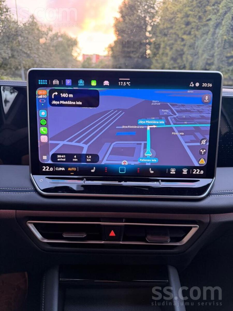 Balts Volkswagen Tiguan 2024 Rīga, ar dzinēja tilpumu 1.50 L un nobraukumu 25 tūkst. km par 37900 €, foto 15 vietnē AUTOMOTO.COM.LV
