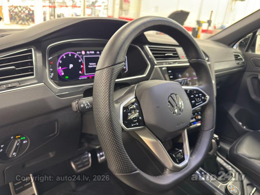 Белый Фольксваген Тигуан 2024 в Таллин, объемом двигателя 2.00 л и пробегом 65 тыс. км за 37999 €, фото 11 на AUTOMOTO.COM.LV
