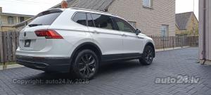 Balts Volkswagen Tiguan 2024 Rīga, ar dzinēja tilpumu 2.00 L un nobraukumu 49 tūkst. km par 21500 €, foto 5 vietnē AUTOMOTO.COM.LV