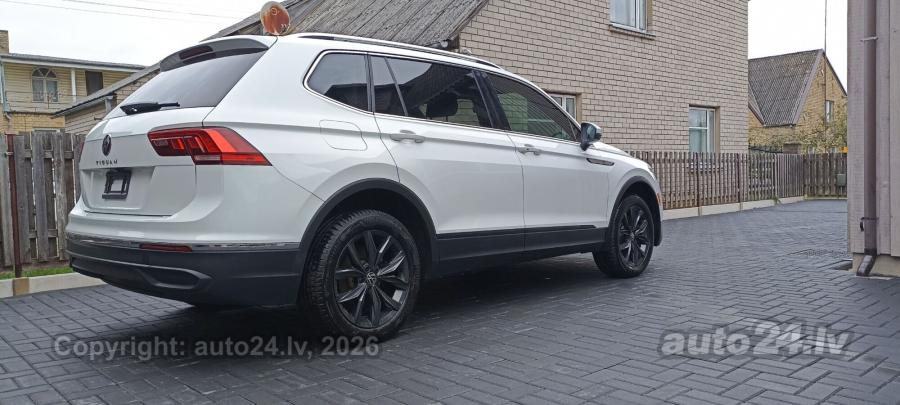 Balts Volkswagen Tiguan 2024 Rīga, ar dzinēja tilpumu 2.00 L un nobraukumu 49 tūkst. km par 21500 €, foto 5 vietnē AUTOMOTO.COM.LV