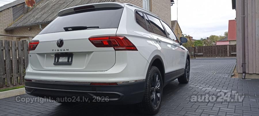 Balts Volkswagen Tiguan 2024 Rīga, ar dzinēja tilpumu 2.00 L un nobraukumu 49 tūkst. km par 21500 €, foto 7 vietnē AUTOMOTO.COM.LV