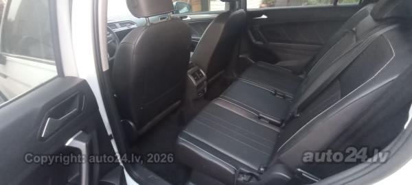 Фольксваген Тигуан 2024 в Рига на AUTOMOTO.COM.LV Белый Фольксваген Тигуан 2024 в Рига, объемом двигателя 2.00 л и пробегом 49 тыс. км за 21500 €, фото 9 на AUTOMOTO.COM.LV