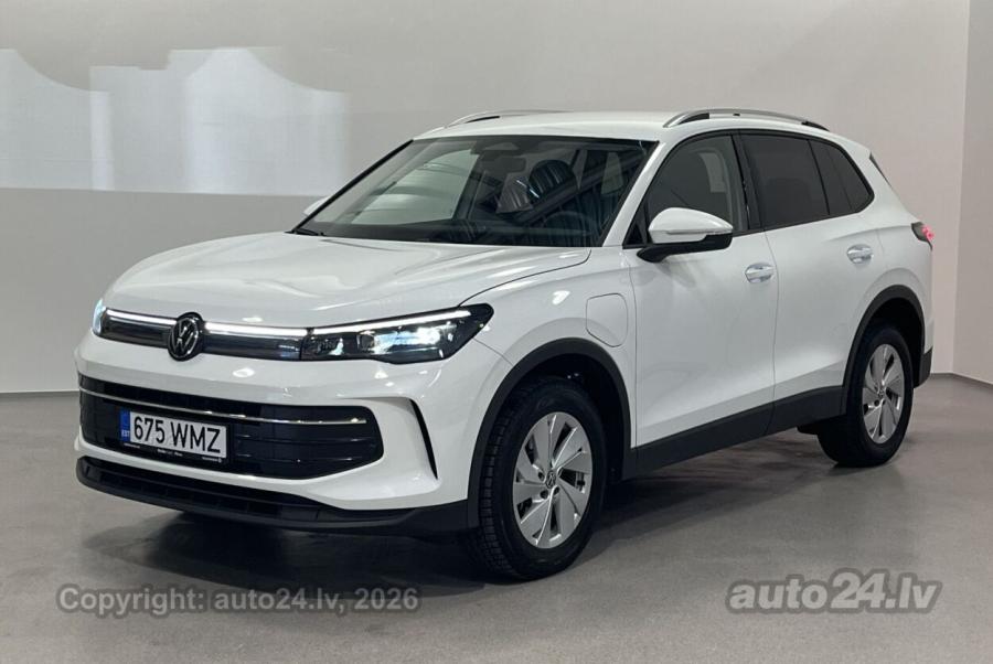 Balts Volkswagen Tiguan 2025 Tallina, ar dzinēja tilpumu 1.50 L un nobraukumu 5 tūkst. km par 37500 €, foto 1 vietnē AUTOMOTO.COM.LV