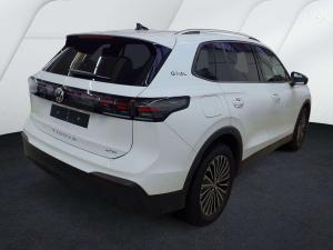 White Volkswagen Tiguan 2025 in Vilnius, with an engine capacity of 1.50 L and mileage of 16 thousand km for 28500 €, photo 3 on AUTOMOTO.COM.LV