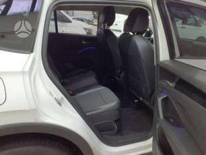 White Volkswagen Tiguan 2025 in Vilnius, with an engine capacity of 1.50 L and mileage of 16 thousand km for 28500 €, photo 6 on AUTOMOTO.COM.LV