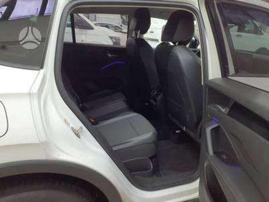 White Volkswagen Tiguan 2025 in Vilnius, with an engine capacity of 1.50 L and mileage of 16 thousand km for 28500 €, photo 6 on AUTOMOTO.COM.LV