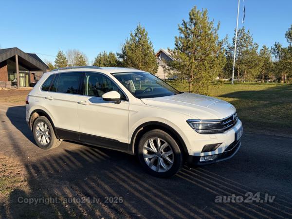 White Volkswagen Tiguan 2016 in Rapla, with an engine capacity of 2.00 L and mileage of 154 thousand km for 15900 €, photo 2 on AUTOMOTO.COM.LV