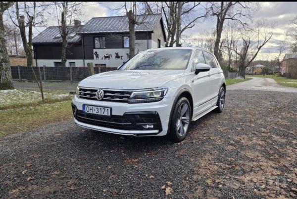 Balts Volkswagen Tiguan 2017 Rīga, ar dzinēja tilpumu 2.00 L un nobraukumu 92 tūkst. km par 22000 €, foto 1 vietnē AUTOMOTO.COM.LV