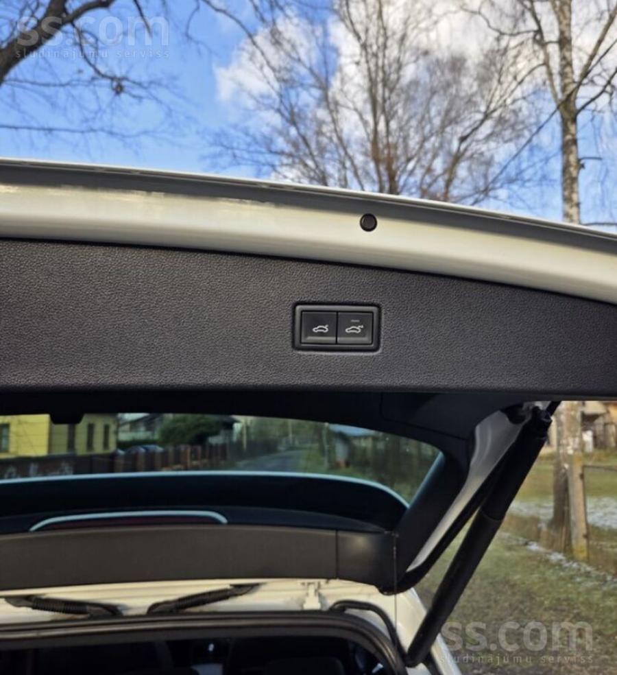 Balts Volkswagen Tiguan 2017 Rīga, ar dzinēja tilpumu 2.00 L un nobraukumu 92 tūkst. km par 22000 €, foto 10 vietnē AUTOMOTO.COM.LV