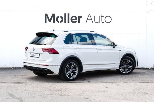 Balts Volkswagen Tiguan 2018 Rīga, ar dzinēja tilpumu 2.00 L un nobraukumu 216 tūkst. km par 16950 €, foto 3 vietnē AUTOMOTO.COM.LV