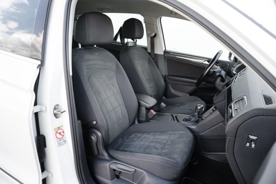 Balts Volkswagen Tiguan 2018 Rīga, ar dzinēja tilpumu 2.00 L un nobraukumu 216 tūkst. km par 16950 €, foto 7 vietnē AUTOMOTO.COM.LV