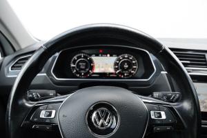 Balts Volkswagen Tiguan 2018 Rīga, ar dzinēja tilpumu 2.00 L un nobraukumu 216 tūkst. km par 16950 €, foto 15 vietnē AUTOMOTO.COM.LV