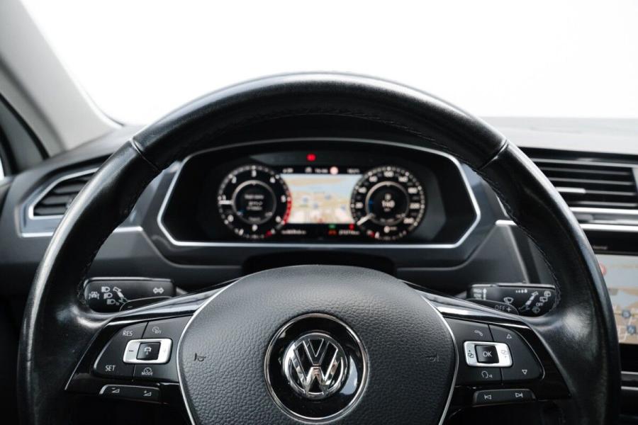 Balts Volkswagen Tiguan 2018 Rīga, ar dzinēja tilpumu 2.00 L un nobraukumu 216 tūkst. km par 16950 €, foto 15 vietnē AUTOMOTO.COM.LV