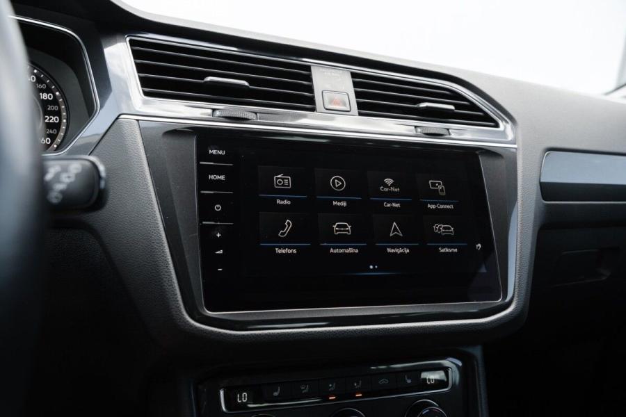 Balts Volkswagen Tiguan 2018 Rīga, ar dzinēja tilpumu 2.00 L un nobraukumu 216 tūkst. km par 16950 €, foto 19 vietnē AUTOMOTO.COM.LV