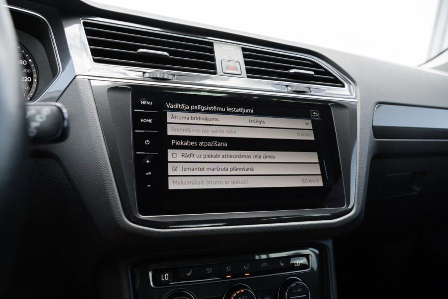 Balts Volkswagen Tiguan 2018 Rīga, ar dzinēja tilpumu 2.00 L un nobraukumu 216 tūkst. km par 16950 €, foto 23 vietnē AUTOMOTO.COM.LV