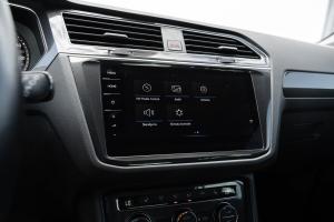Balts Volkswagen Tiguan 2018 Rīga, ar dzinēja tilpumu 2.00 L un nobraukumu 216 tūkst. km par 16950 €, foto 25 vietnē AUTOMOTO.COM.LV
