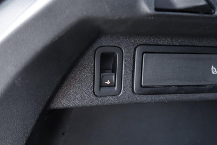 Balts Volkswagen Tiguan 2018 Rīga, ar dzinēja tilpumu 2.00 L un nobraukumu 216 tūkst. km par 16950 €, foto 31 vietnē AUTOMOTO.COM.LV