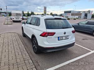 Balts Volkswagen Tiguan 2020 Tallina, ar dzinēja tilpumu 2.00 L un nobraukumu 98 tūkst. km par 23500 €, foto 4 vietnē AUTOMOTO.COM.LV