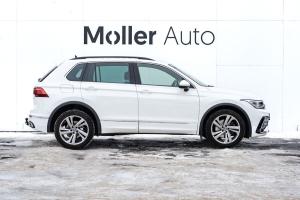 White Volkswagen Tiguan 2021 in Riga, with an engine capacity of 1.40 L and mileage of 126 thousand km for 28650 €, photo 5 on AUTOMOTO.COM.LV