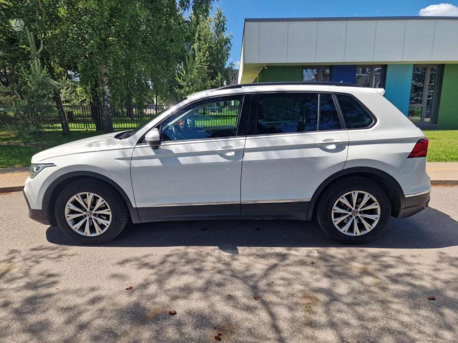 Balts Volkswagen Tiguan 2021 Viļņa, ar dzinēja tilpumu 0.00 L un nobraukumu 157 tūkst. km par 16000 €, foto 1 vietnē AUTOMOTO.COM.LV