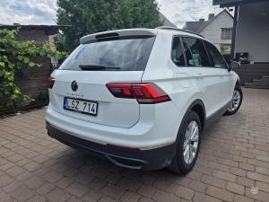 Balts Volkswagen Tiguan 2021 Viļņa, ar dzinēja tilpumu 0.00 L un nobraukumu 159 tūkst. km par 17500 €, foto 5 vietnē AUTOMOTO.COM.LV