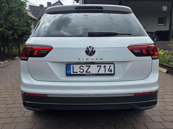 Balts Volkswagen Tiguan 2021 Viļņa, ar dzinēja tilpumu 0.00 L un nobraukumu 159 tūkst. km par 17500 €, foto 5 vietnē AUTOMOTO.COM.LV