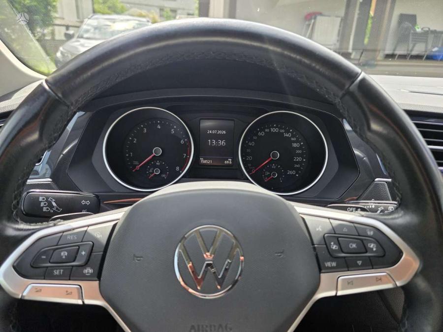 Balts Volkswagen Tiguan 2021 Viļņa, ar dzinēja tilpumu 0.00 L un nobraukumu 159 tūkst. km par 17500 €, foto 7 vietnē AUTOMOTO.COM.LV