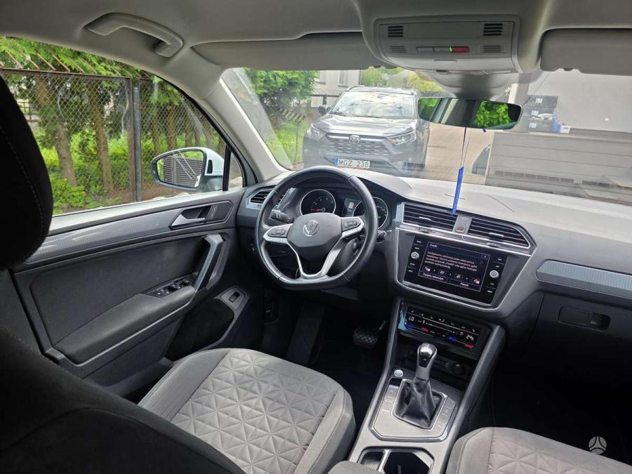 Balts Volkswagen Tiguan 2021 Viļņa, ar dzinēja tilpumu 0.00 L un nobraukumu 159 tūkst. km par 17500 €, foto 12 vietnē AUTOMOTO.COM.LV