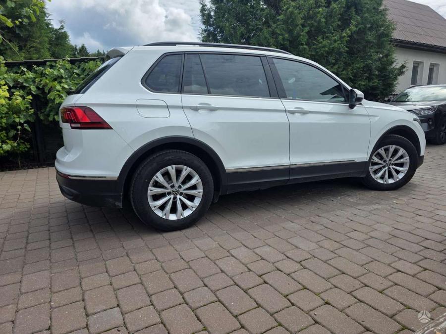 Balts Volkswagen Tiguan 2021 Viļņa, ar dzinēja tilpumu 0.00 L un nobraukumu 159 tūkst. km par 17500 €, foto 23 vietnē AUTOMOTO.COM.LV