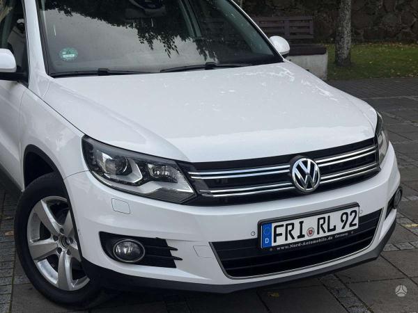 Volkswagen Tiguan 2012 Kauņa vietnē Balts Volkswagen Tiguan 2012 Kauņa, ar dzinēja tilpumu 1.40 L un nobraukumu 207 tūkst. km par 6700 €, foto 4 vietnē AUTOMOTO.COM.LV
