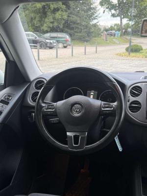 White Volkswagen Tiguan 2012 in Kaunas, with an engine capacity of 1.40 L and mileage of 207 thousand km for 6700 €, photo 13 on AUTOMOTO.COM.LV