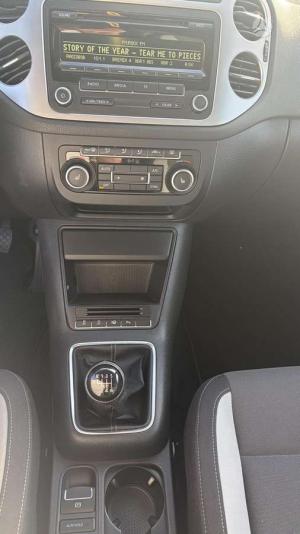 Balts Volkswagen Tiguan 2013 Marijampole, ar dzinēja tilpumu 2.00 L un nobraukumu 265 tūkst. km par 6399 €, foto 18 vietnē AUTOMOTO.COM.LV