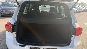 Balts Volkswagen Tiguan 2013 Marijampole, ar dzinēja tilpumu 2.00 L un nobraukumu 265 tūkst. km par 6399 €, foto 33 vietnē AUTOMOTO.COM.LV