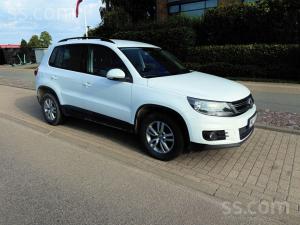 White Volkswagen Tiguan 2014 in Riga, with an engine capacity of 2.00 L and mileage of 130 thousand km for 9200 €, photo  on AUTOMOTO.COM.LV