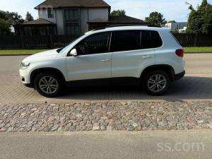 Balts Volkswagen Tiguan 2014 Rīga, ar dzinēja tilpumu 2.00 L un nobraukumu 130 tūkst. km par 9200 €, foto 5 vietnē AUTOMOTO.COM.LV