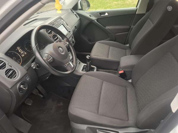 Balts Volkswagen Tiguan 2016 Kauņa, ar dzinēja tilpumu 1.97 L un nobraukumu 238 tūkst. km par 8750 €, foto 6 vietnē AUTOMOTO.COM.LV