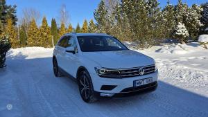 White Volkswagen Tiguan 2017 in Taurage, with an engine capacity of 1.97 L and mileage of 253 thousand km for 15200 €, photo  on AUTOMOTO.COM.LV