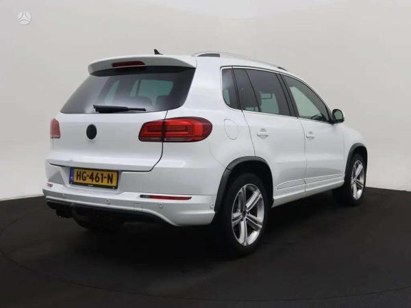 Balts Volkswagen Tiguan 2015 Panevēža, ar dzinēja tilpumu 1.40 L un nobraukumu 267 tūkst. km par 8150 €, foto 8 vietnē AUTOMOTO.COM.LV
