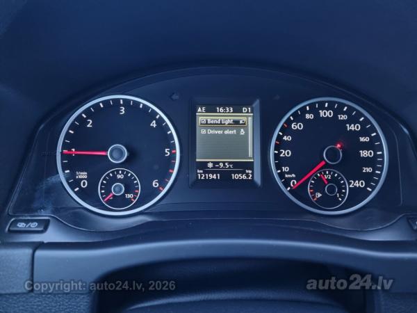 White Volkswagen Tiguan 2013 in Parnu, with an engine capacity of 2.00 L and mileage of 122 thousand km for 12900 €, photo 11 on AUTOMOTO.COM.LV