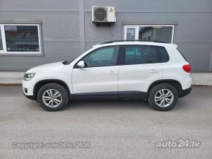 Balts Volkswagen Tiguan 2013 Tallina, ar dzinēja tilpumu 1.40 L un nobraukumu 230 tūkst. km par 7490 €, foto 3 vietnē AUTOMOTO.COM.LV