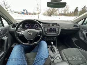 Balts Volkswagen Tiguan 2017 Tallina, ar dzinēja tilpumu 2.00 L un nobraukumu 159 tūkst. km par 18500 €, foto 10 vietnē AUTOMOTO.COM.LV