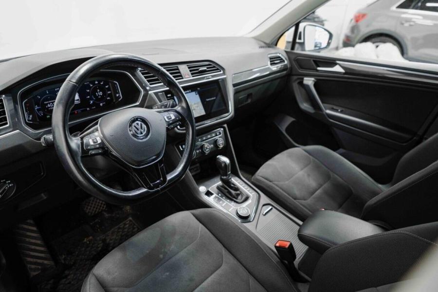 Balts Volkswagen Tiguan 2019 Tallina, ar dzinēja tilpumu 2.00 L un nobraukumu 112 tūkst. km par 22900 €, foto 9 vietnē AUTOMOTO.COM.LV