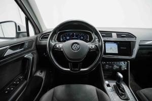 Balts Volkswagen Tiguan 2019 Tallina, ar dzinēja tilpumu 2.00 L un nobraukumu 112 tūkst. km par 22900 €, foto 11 vietnē AUTOMOTO.COM.LV