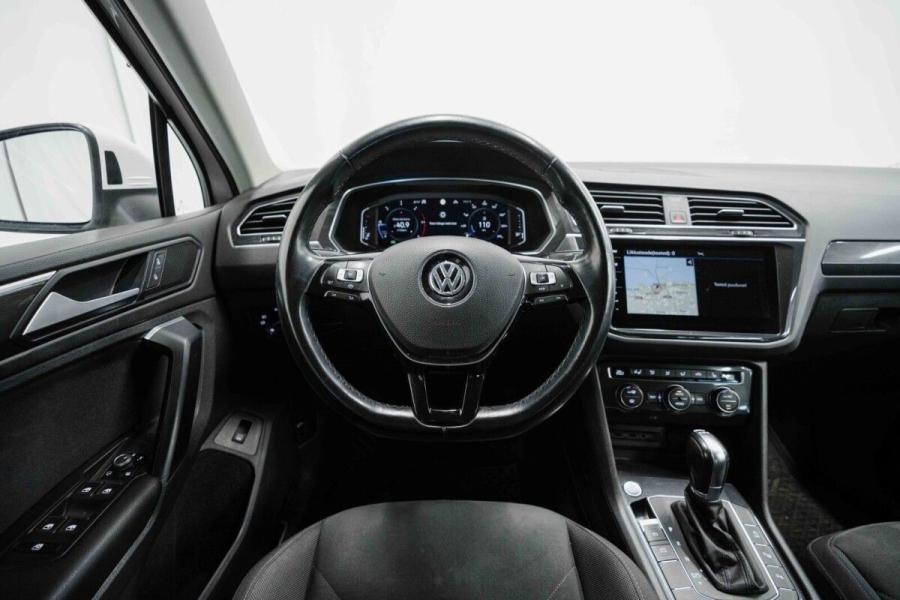 Balts Volkswagen Tiguan 2019 Tallina, ar dzinēja tilpumu 2.00 L un nobraukumu 112 tūkst. km par 22900 €, foto 11 vietnē AUTOMOTO.COM.LV