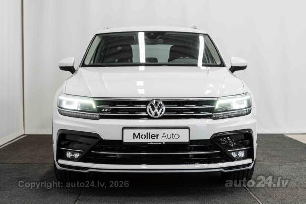 White Volkswagen Tiguan 2019 in Tallinn, with an engine capacity of 2.00 L and mileage of 112 thousand km for 22900 €, photo 2 on AUTOMOTO.COM.LV